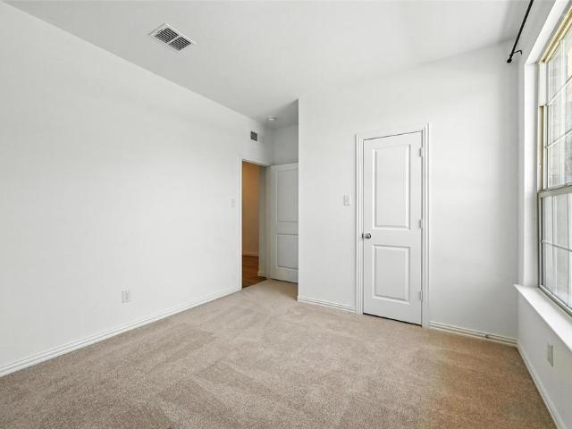 3008 Chinkapin Lane