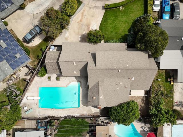 3008 Doris Lane
