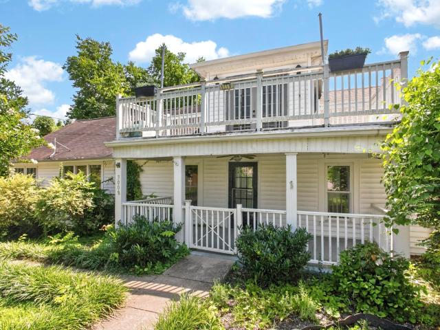 3008 Lakeshore Dr
