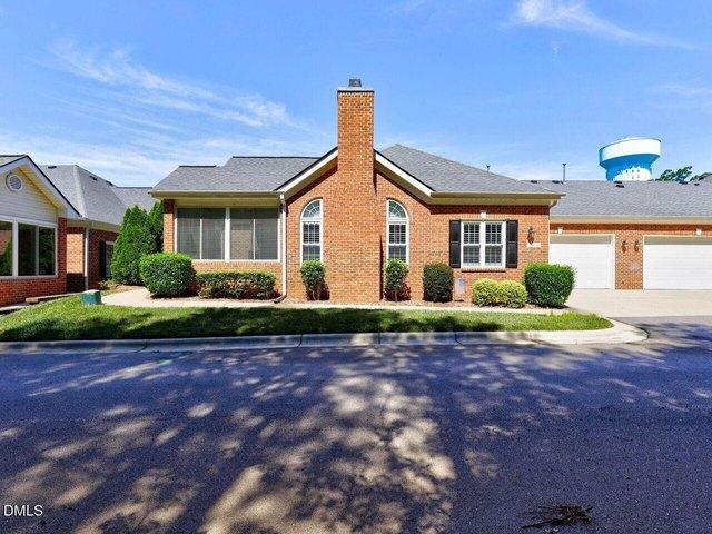 3008 Leith Meadow Ct, Cary, NC 27511