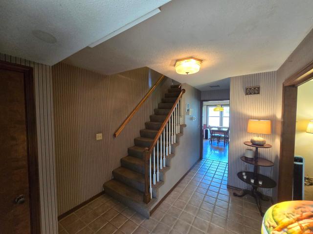 3008 W Twickingham Drive