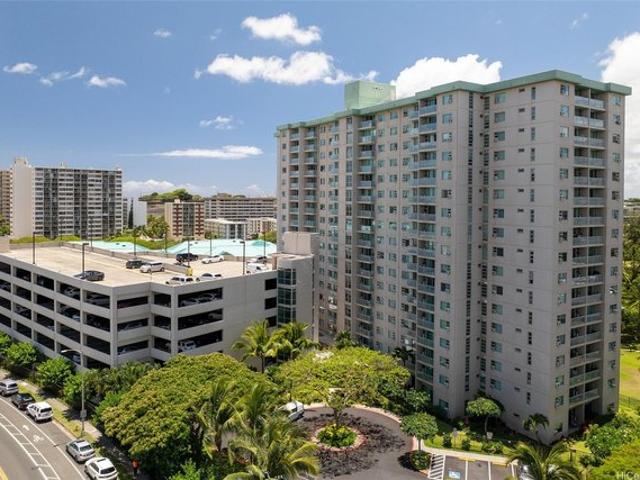 3009 Ala Makahala Pl Apt 213, Honolulu, HI 96818