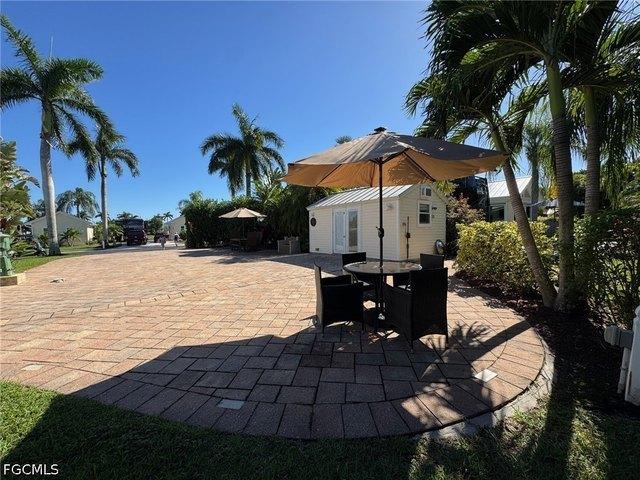 3009 W Riverbend Resort Blvd, Labelle, FL 33935