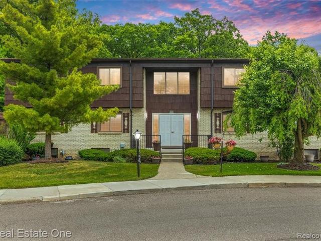 30000 Wildbrook Dr Apt 101, Southfield, MI 48034