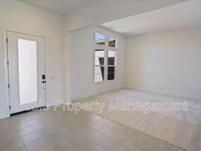 30000 N Camino los Robles Houses in Santa Clarita, CA
