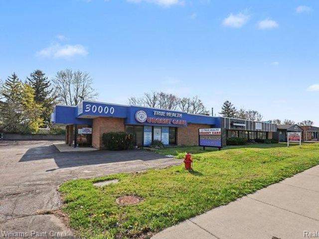 30000 orchard lake road
