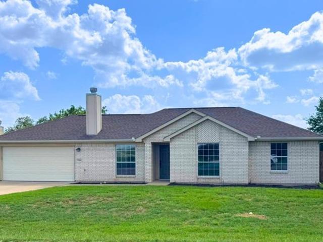 3000 Meandering Way, Granbury, TX 76049