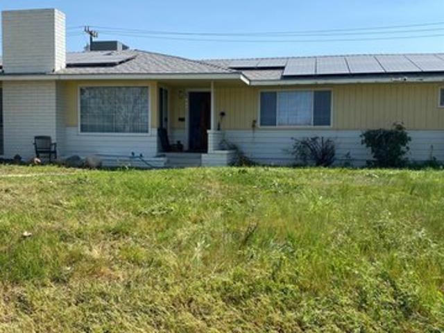 3000 Olympic Dr, Bakersfield, CA 93308