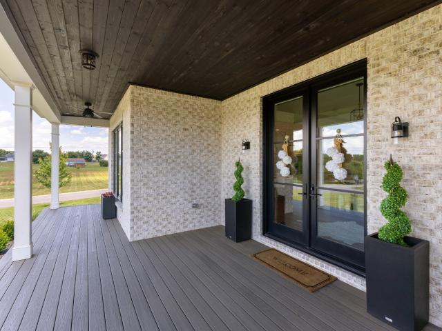 3000 Ora Ln
