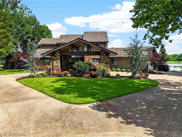 3000 Briar Cove
