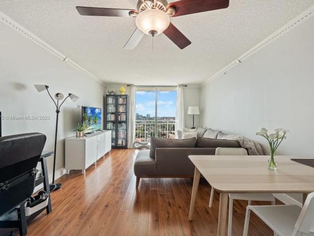 3000 Coral Way #1206, Miami, FL 33145