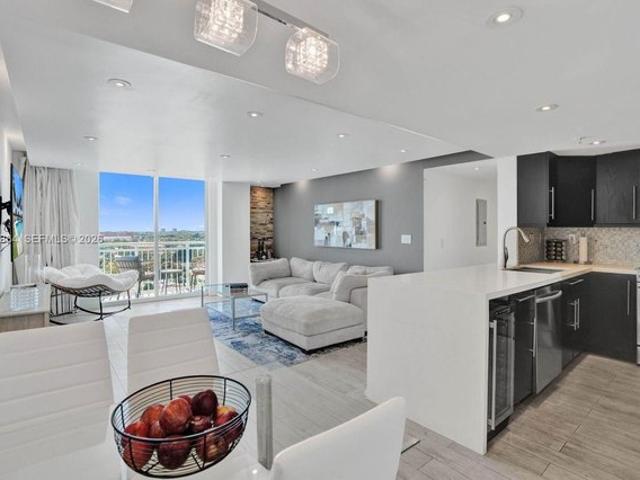 3000 Coral Way Apt 1114, Miami, FL 33145