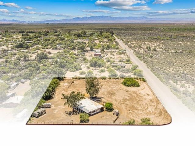 3000 E Surry Dr, Mohave Valley, AZ 86440