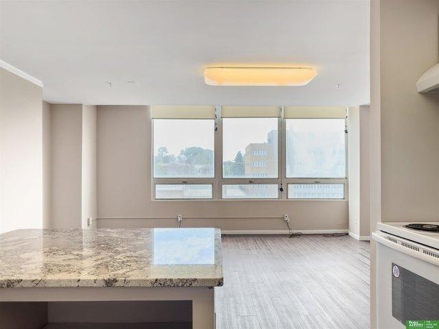 3000 Farnam St Unit S4H, Omaha, NE 68131