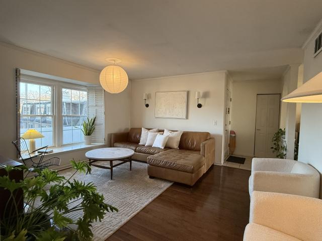 3000 Hillsboro Pike # 111