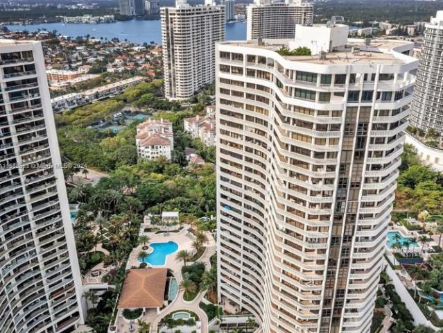 3000 Island Blvd #1103, Aventura, FL 33160