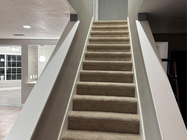 3000 Ridgemont Ln