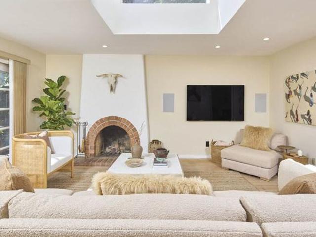 3000 Stoner Ave, Los Angeles, CA 90066