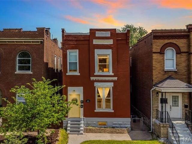 3000 S Compton Ave, Saint Louis, MO 63118