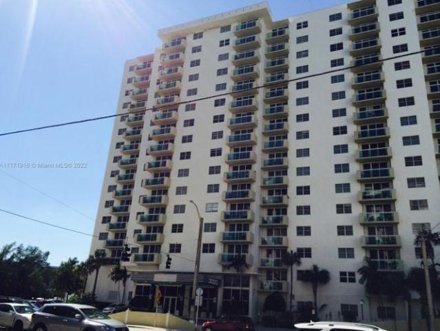 3000 S Ocean Dr #214 Hollywood, FL 33019