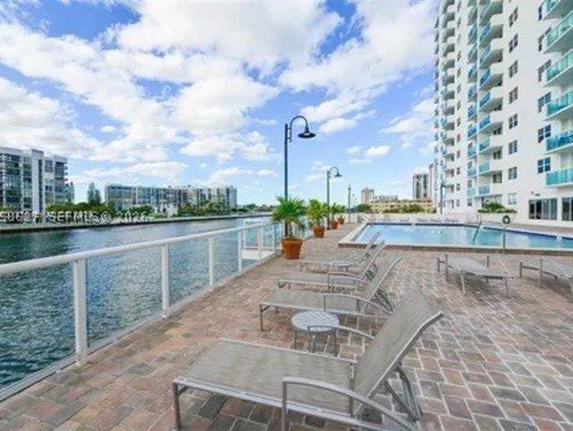 3000 S Ocean Dr Apt 518, Hollywood, FL 33019