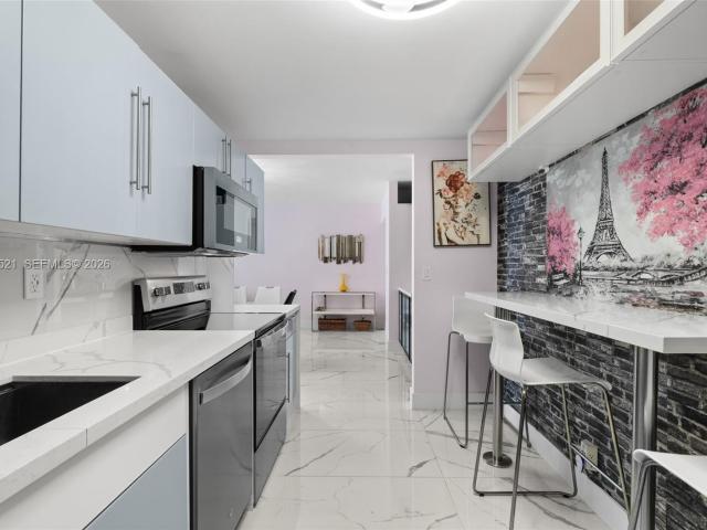 3000 S Ocean Dr, Unit 606, Hollywood, FL 33019 | MLS #A11993