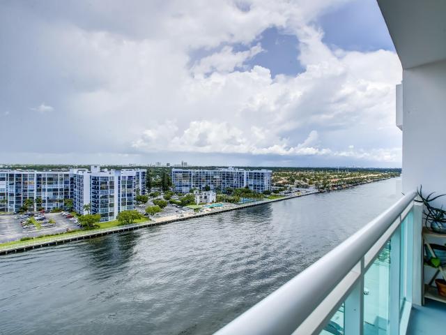3000 S Ocean Dr, Unit 1100, Hollywood, FL 33019 | MLS #B26011