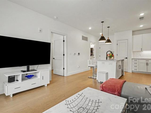 3000 South Boulevard # 105