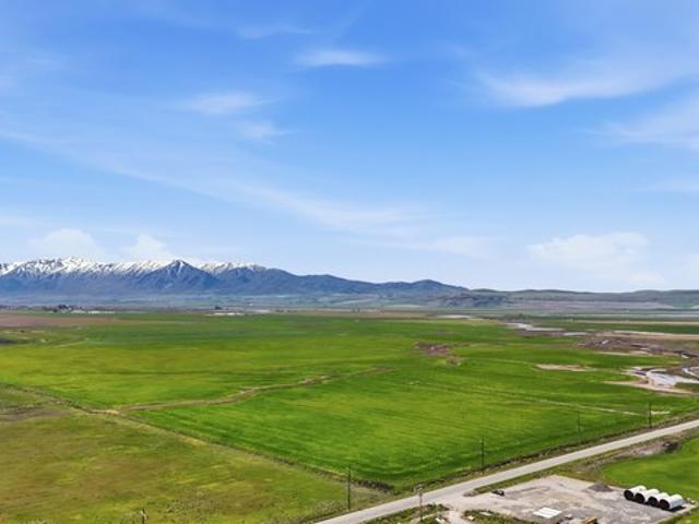 3000 W 6200 N, Amalga, UT 84335