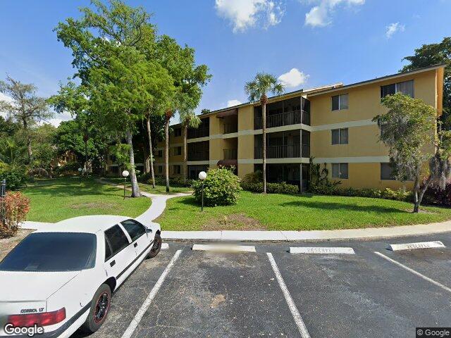 3001 N Oakland Forest Dr Apt 301, Oakland Park, FL 33309