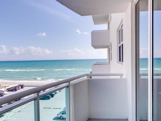 3001 Ocean Dr S #507, Hollywood, FL 33019