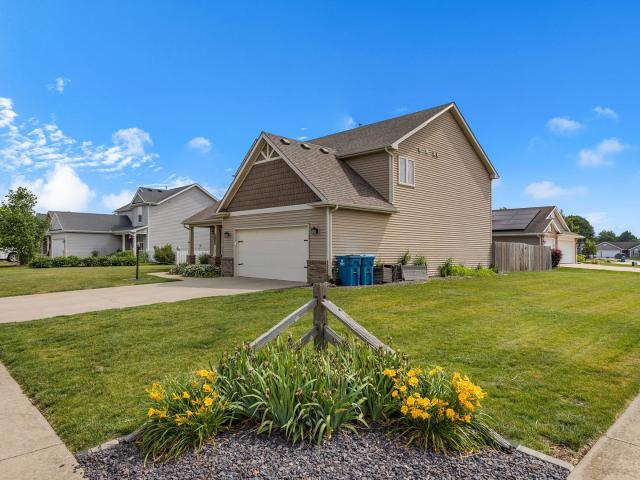 3001 Applewood Drive