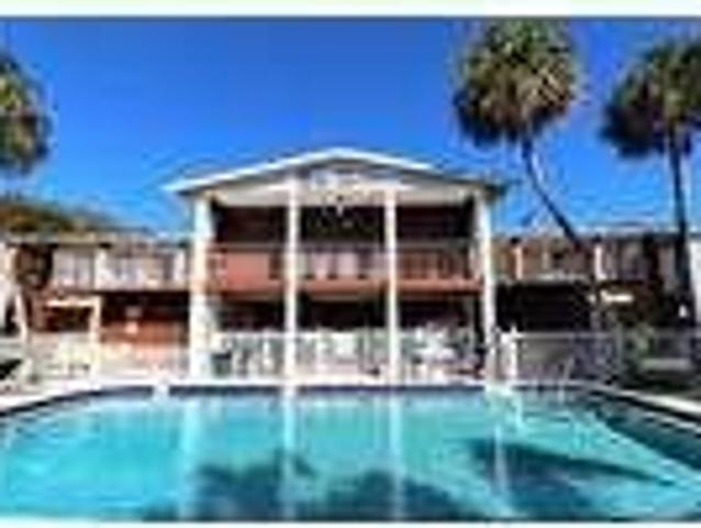3001 Bee Ridge Rd #106, Sarasota, FL 34239