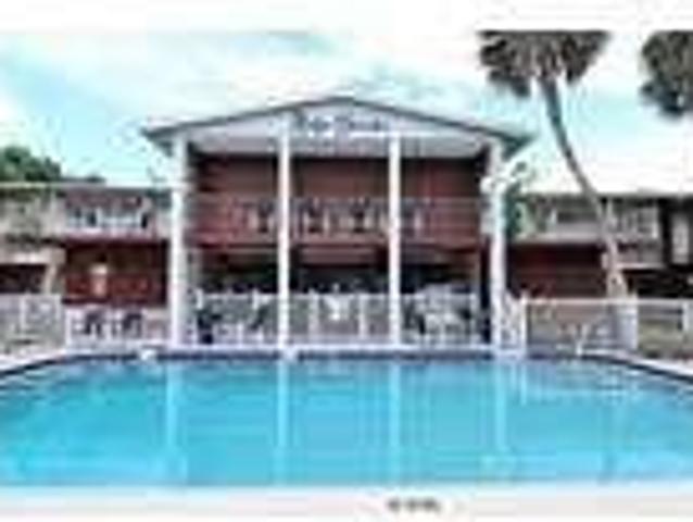 3001 Bee Ridge Rd #215, Sarasota, FL 34239