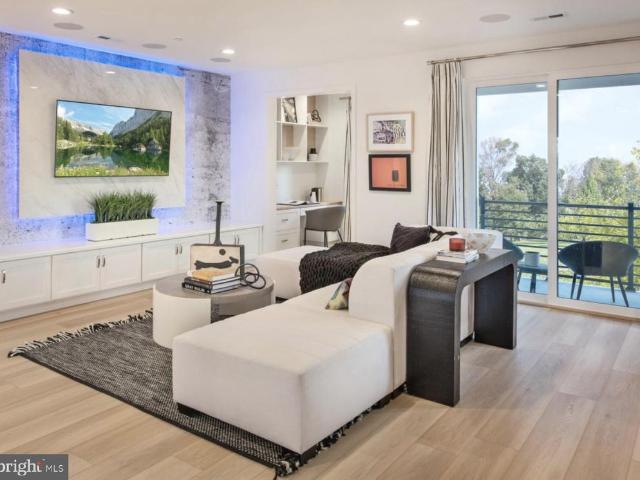 3001 City View Walk # 201