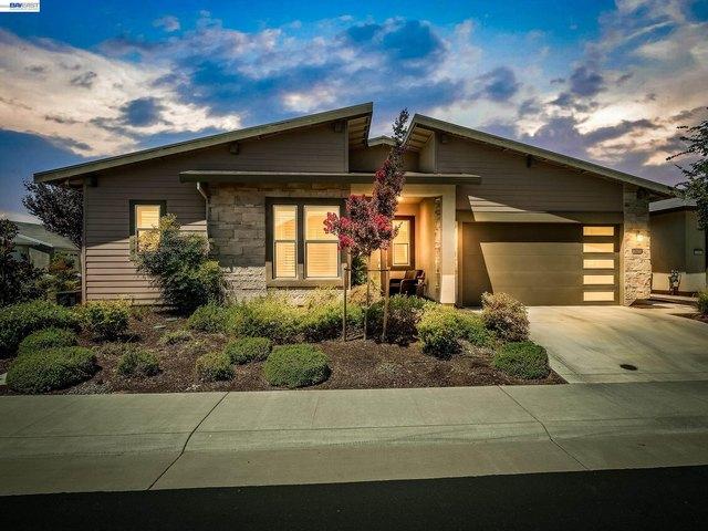 3001 Compass Ln, Roseville, CA 95747