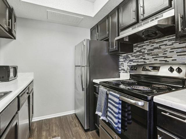 3001 Crystal Springs 1 Bedroom Apartment for Rent at 3001 Crystal Spgs, Bedford, TX 76021