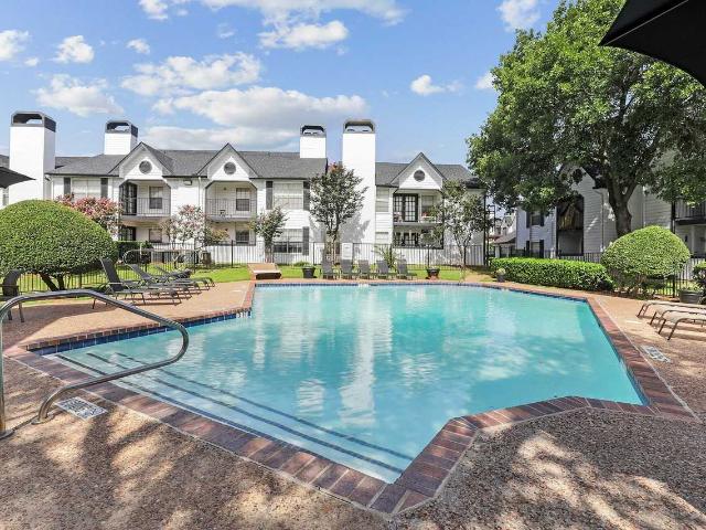 3001 Crystal Springs 2 Bedroom Apartment for Rent at 3001 Crystal Spgs, Bedford, TX 76021
