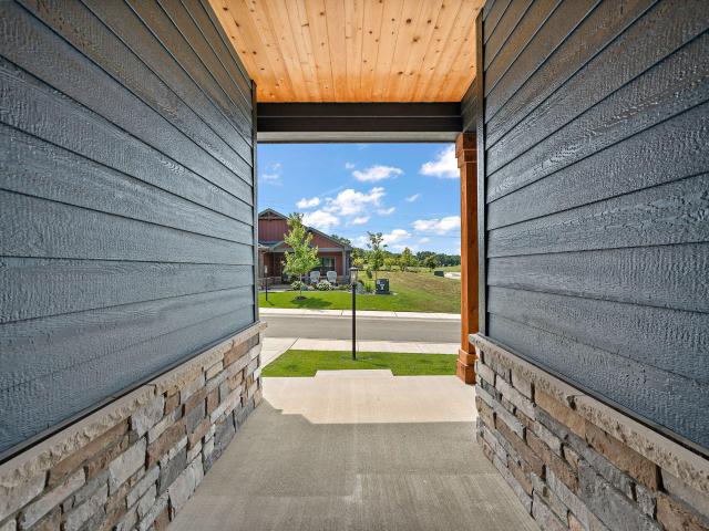 3001 Forestside Lane