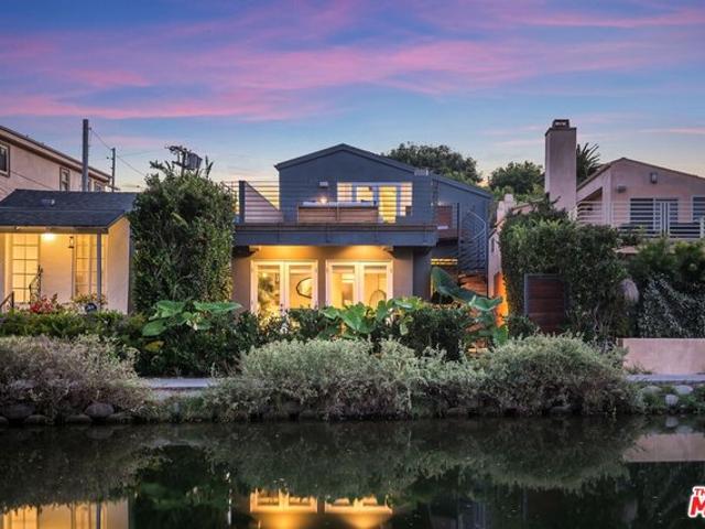3001 Grand Canal, Venice, CA 90291