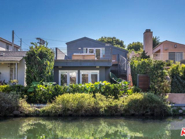 3001 Grand Canal, Venice, CA 90291 | MLS #26642 | Compass