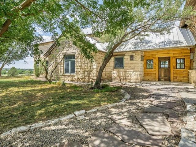 3001 Hester Rd, Amarillo, TX 79124