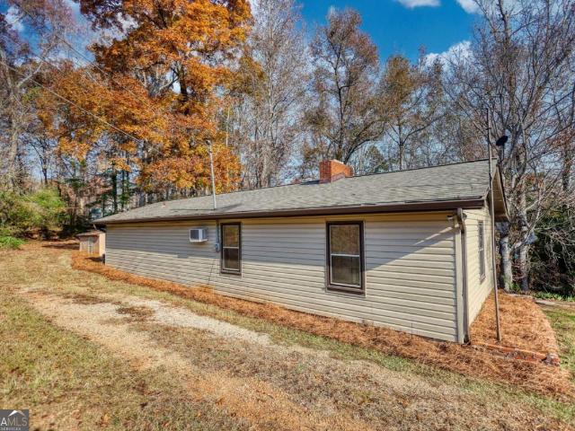 3001 Highway 213