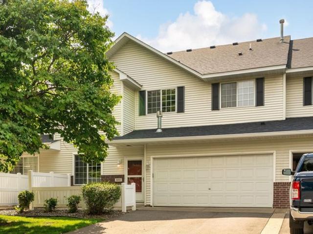3001 Juniper Ln Unit I, Woodbury, MN 55125