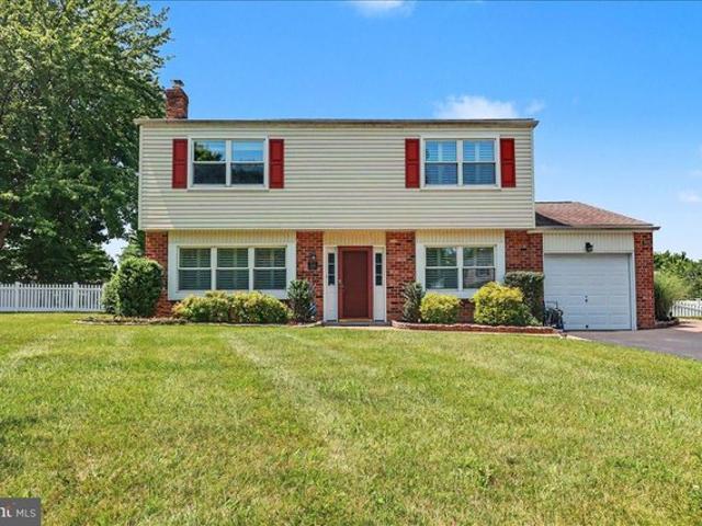3001 Kimberly Dr, East Norriton, PA 19401