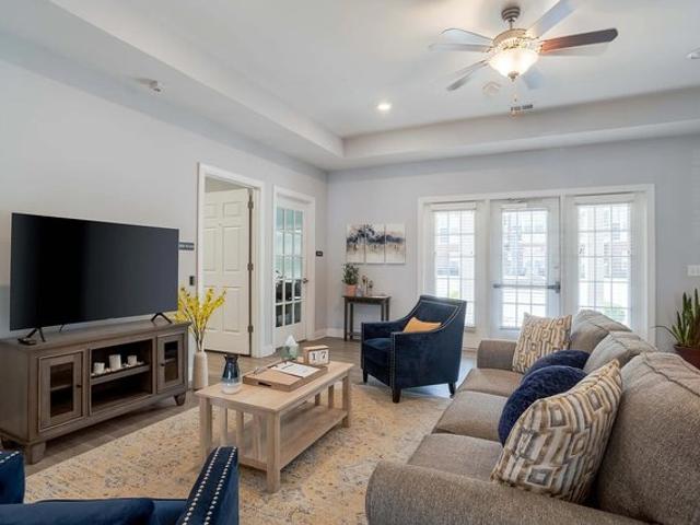 3001 Lizzie Dr, Greenville, SC 29617