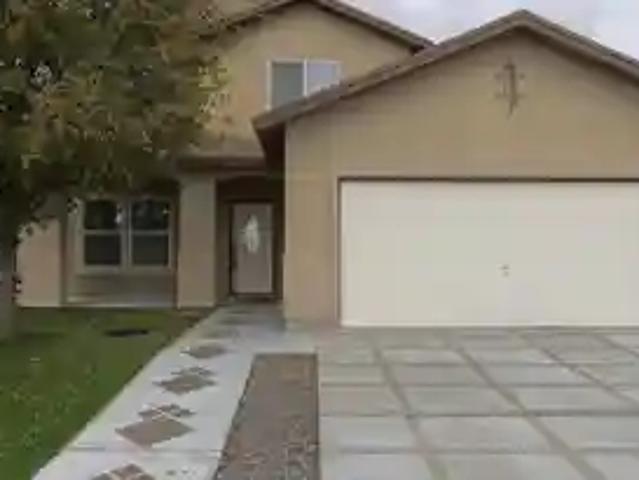 3001 Pino Triste Dr, 3 beds, 3 full baths