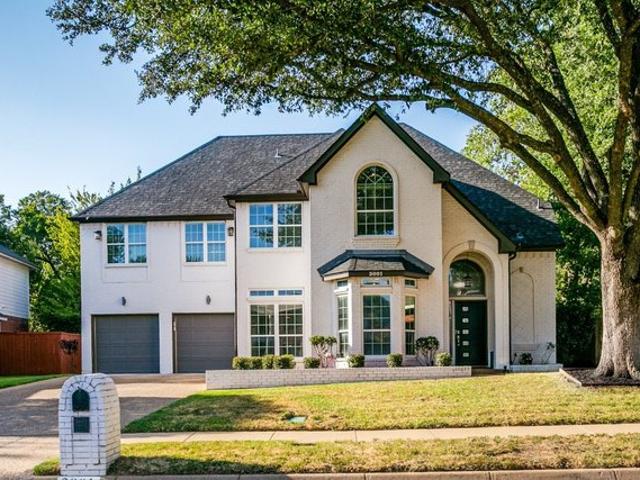 3001 Redstone Dr, Arlington, TX 76001