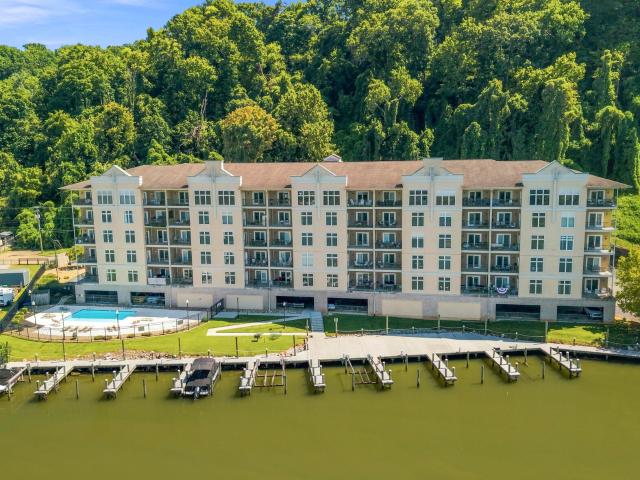 3001 River Towne Way 306