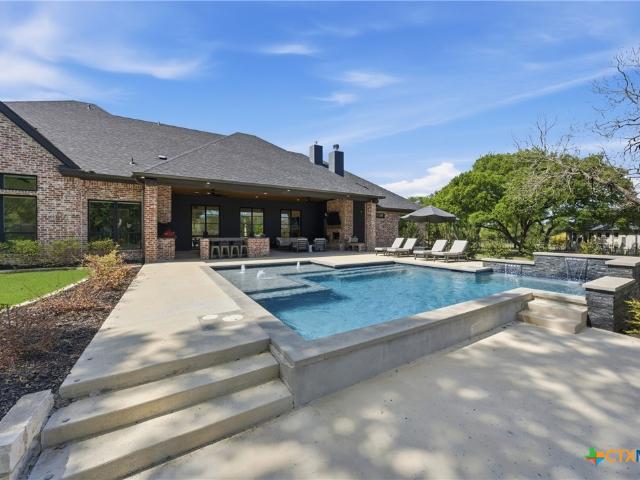 3001 Rolling Meadow Drive